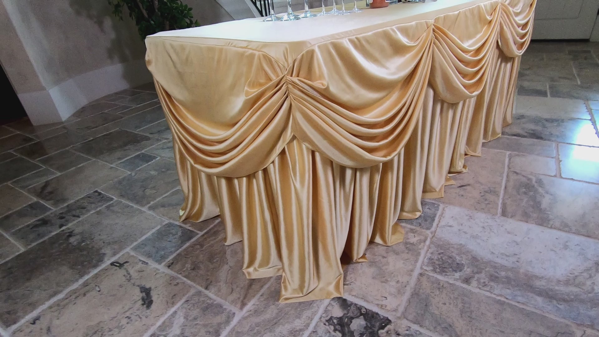6 ft. Fitted Tablecloths — LinenTablecloth