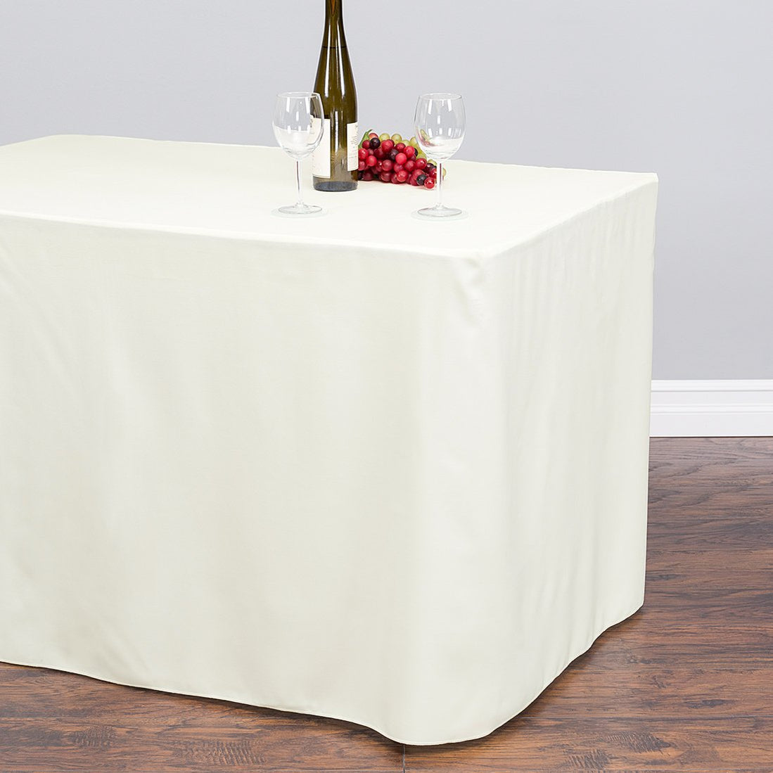 4 ft. Fitted Polyester Tablecloth (7 Colors) — LinenTablecloth