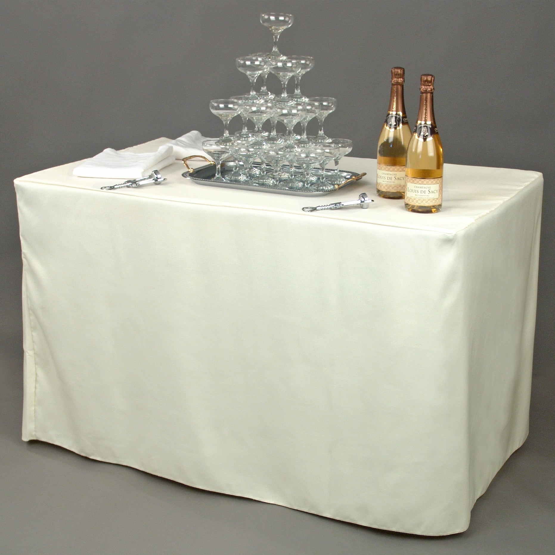 4 ft. Fitted Polyester Tablecloth (7 Colors) — LinenTablecloth