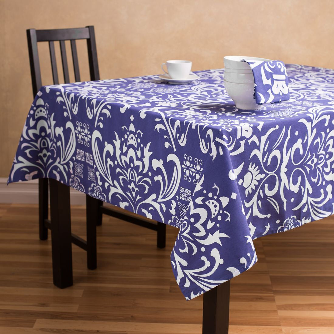 60 X 84 in. Rectangular Cotton Vintage Royalty Tablecloth (8 Colors ...